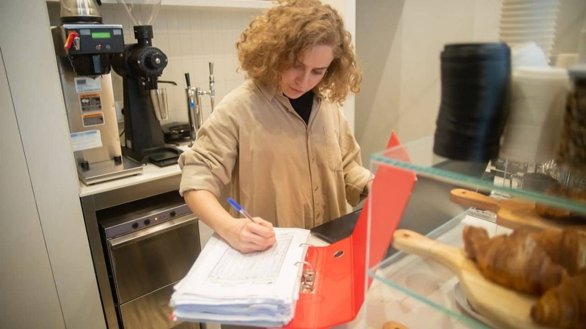 Turnkey Business Explained: Pros & Cons Before Buying